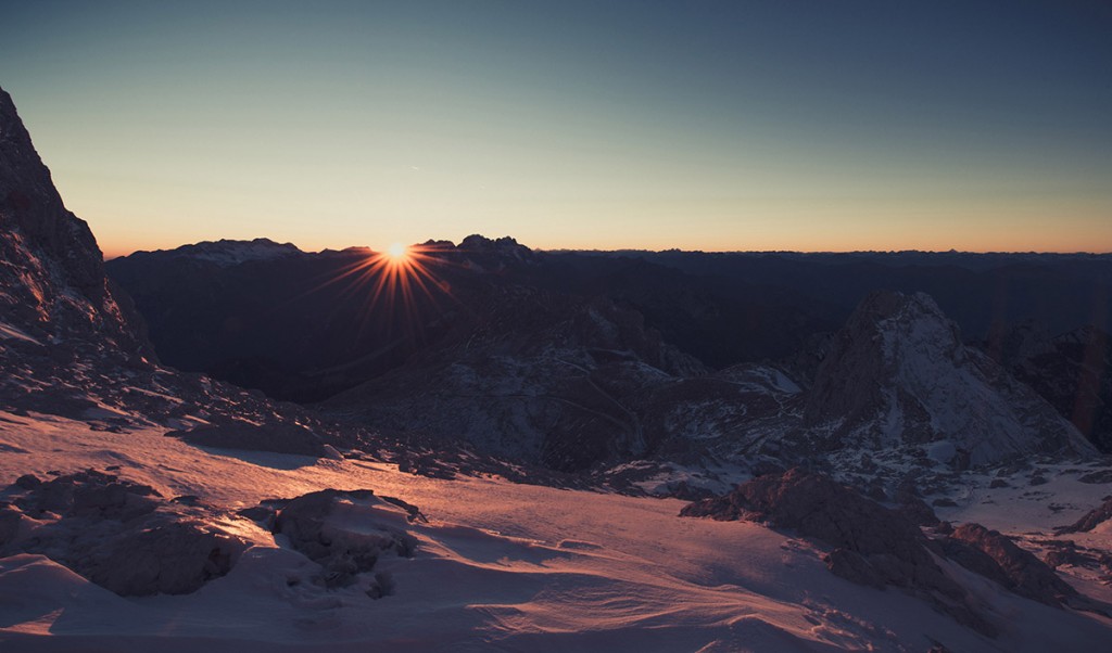 Dreamy Pixel | Dark winter sunset - Dreamy Pixel